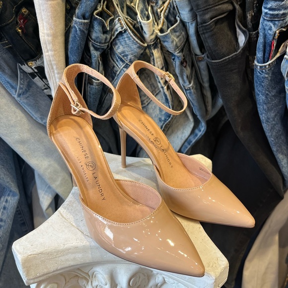 Chinese Laundry | Shoes | Chinese Laundry Dolly Heels Point Toe Ankle ...